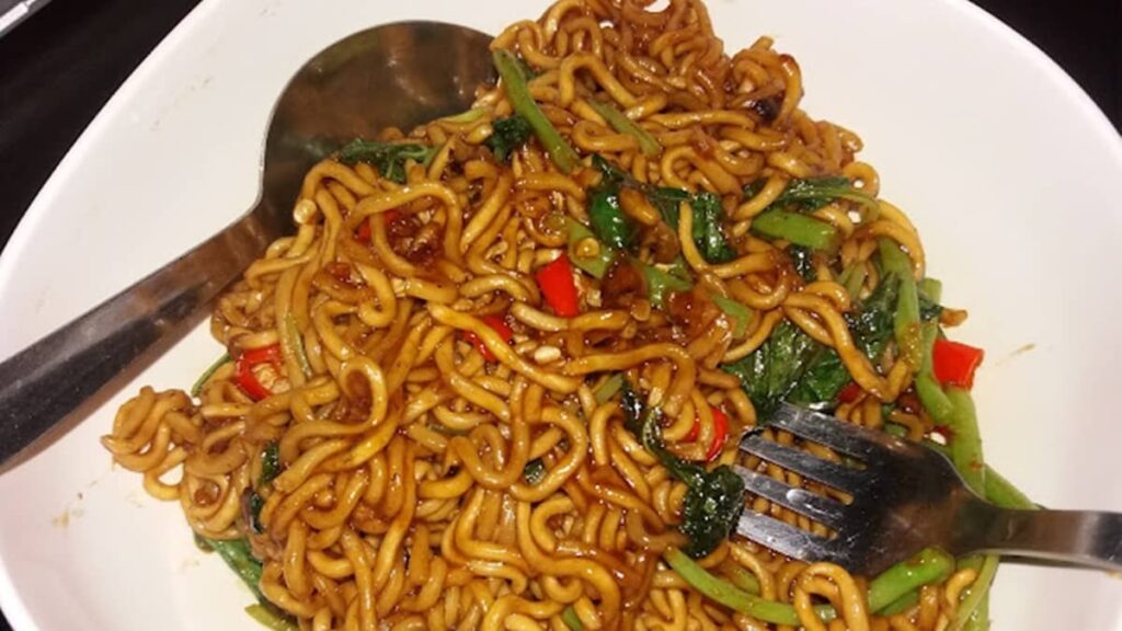 Resepi Mi Sedap Goreng Pedas Kaw Kaw! - Santai Sini